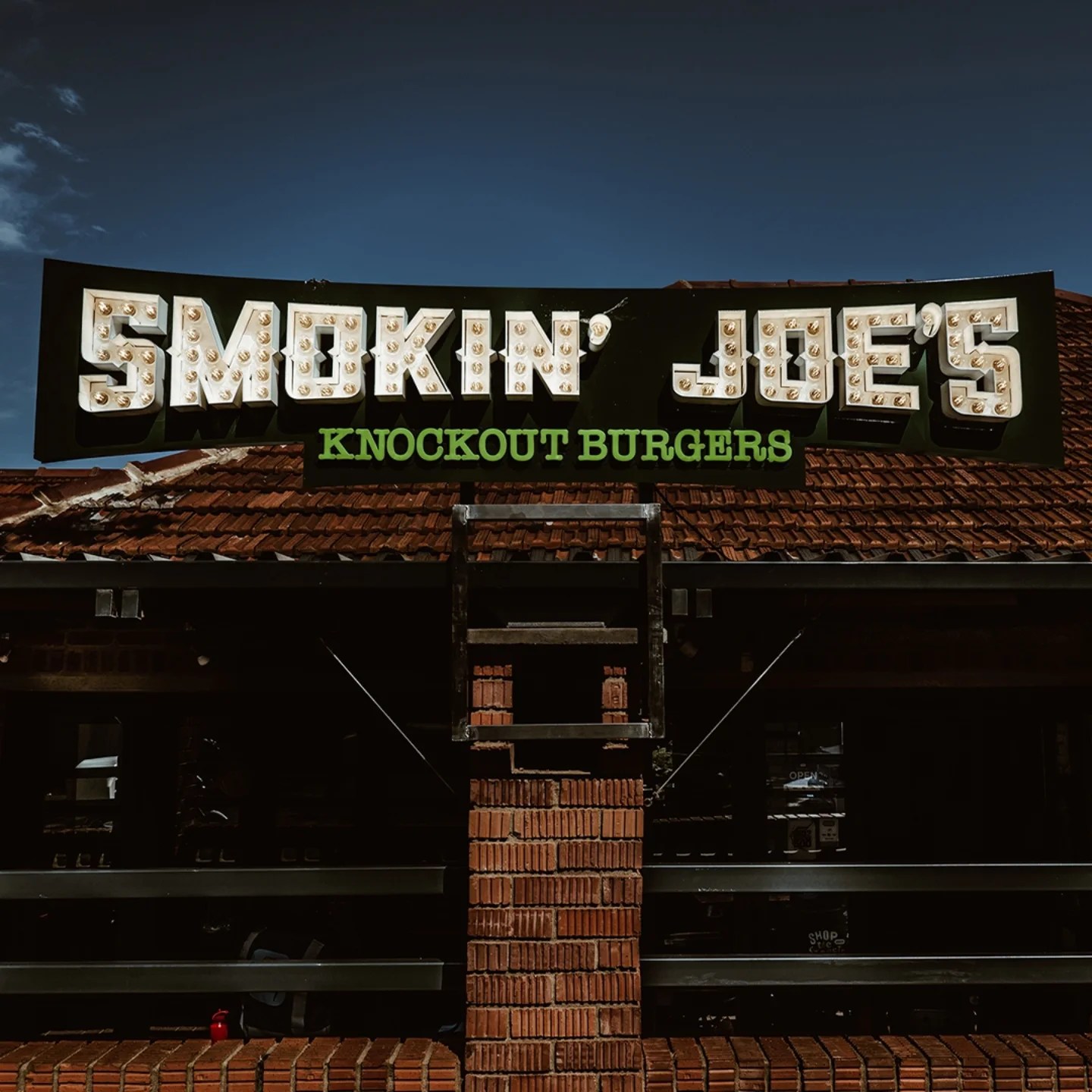 Smokin Joes - Knockout Burgers